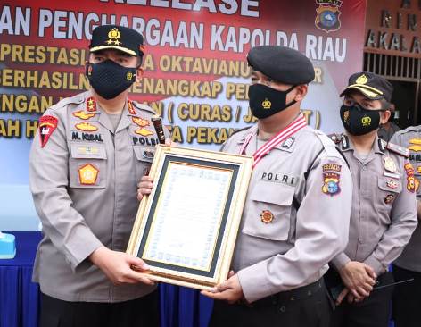 Kabar Kota Pekanbaru Riau – (39), Bripka Oktavianus Yusbar & Reward ...